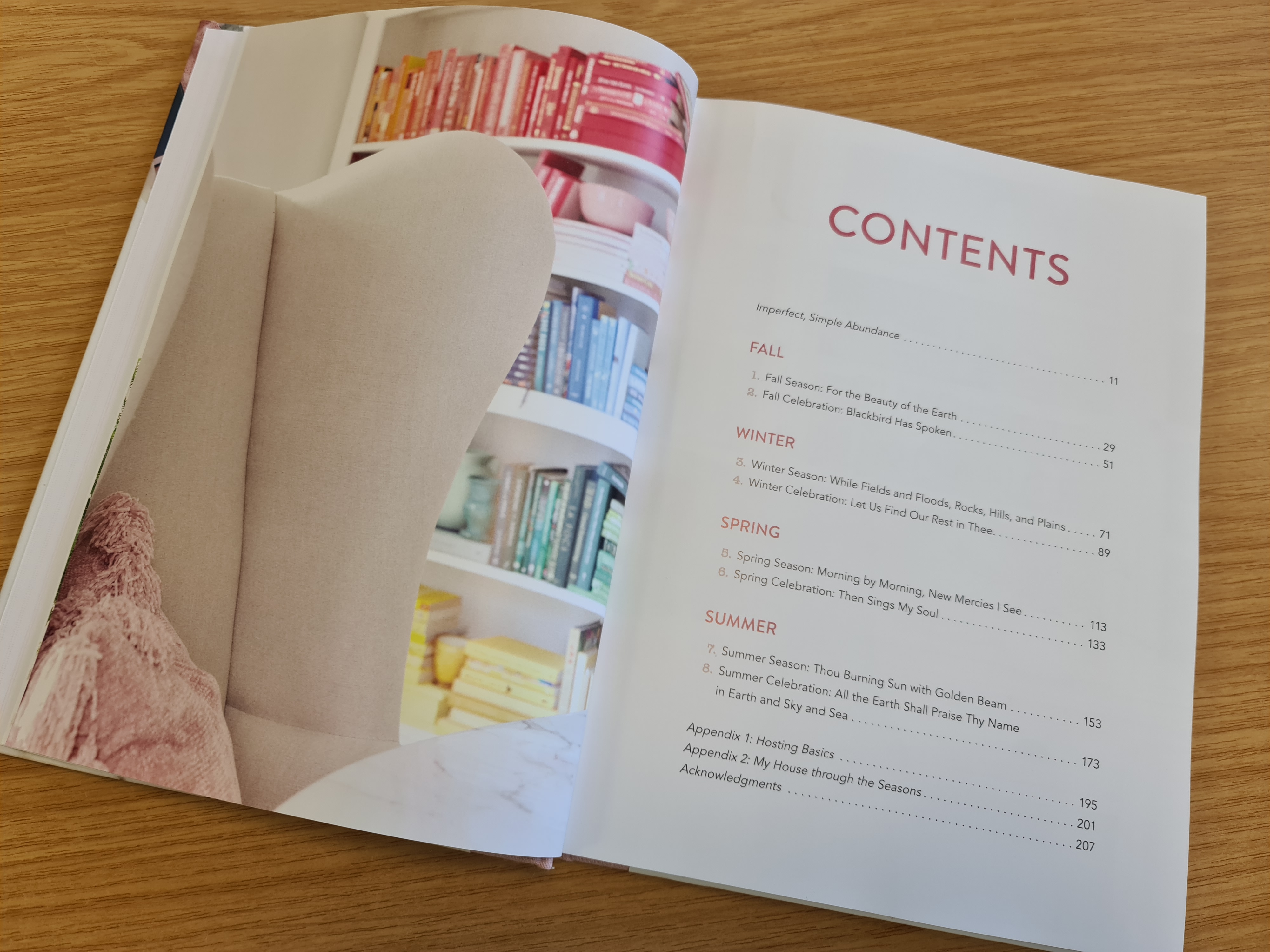 Book Friday: Welcome Home by Myquillyn Smith – How to Hygge the British Way