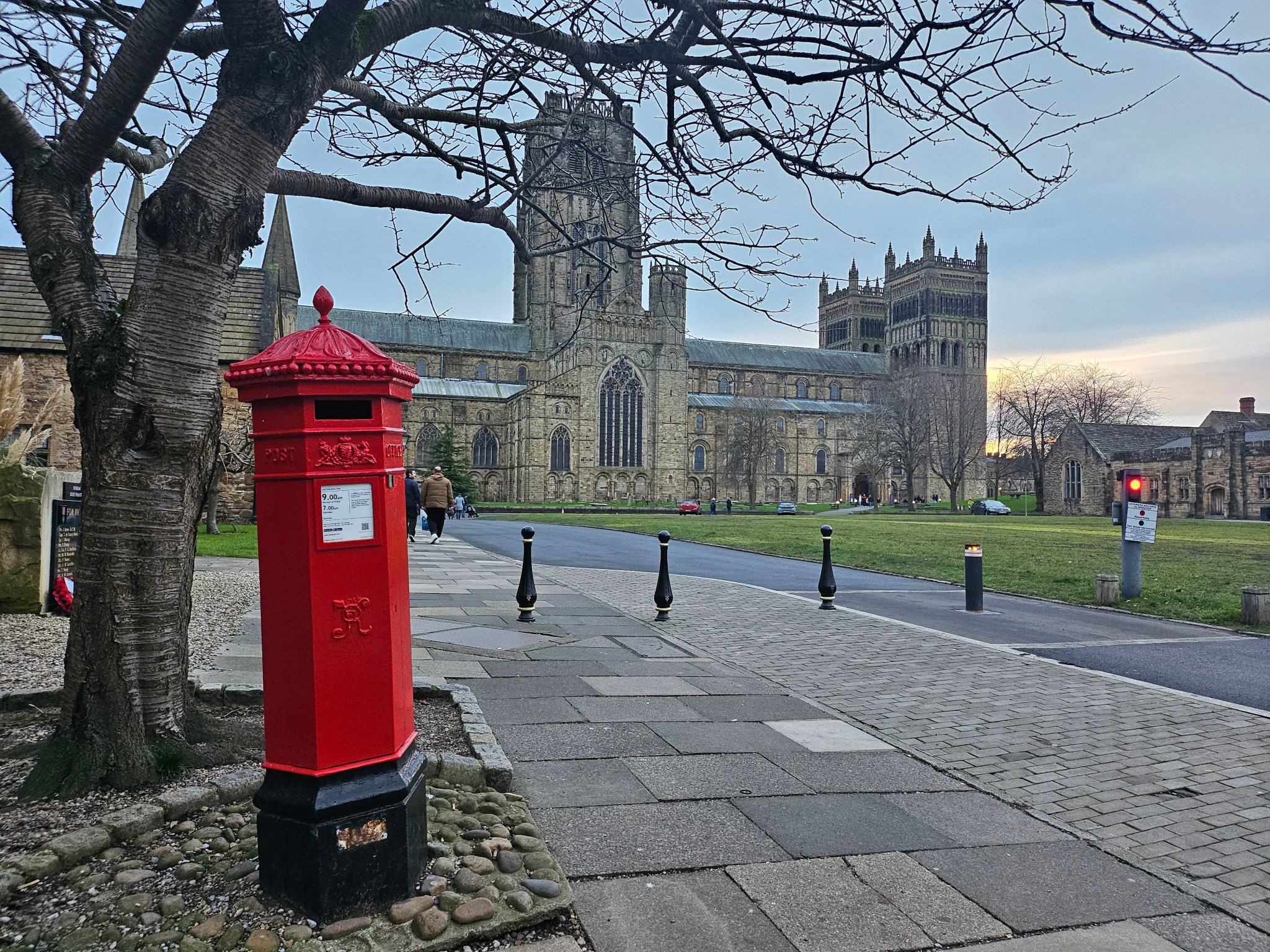 January: Cold, desolate… – How to Hygge the British Way